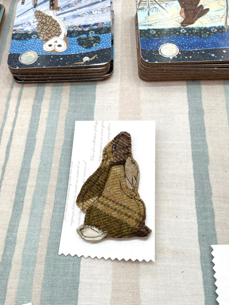 Moongazing Hare Brooch – Abigail Mill